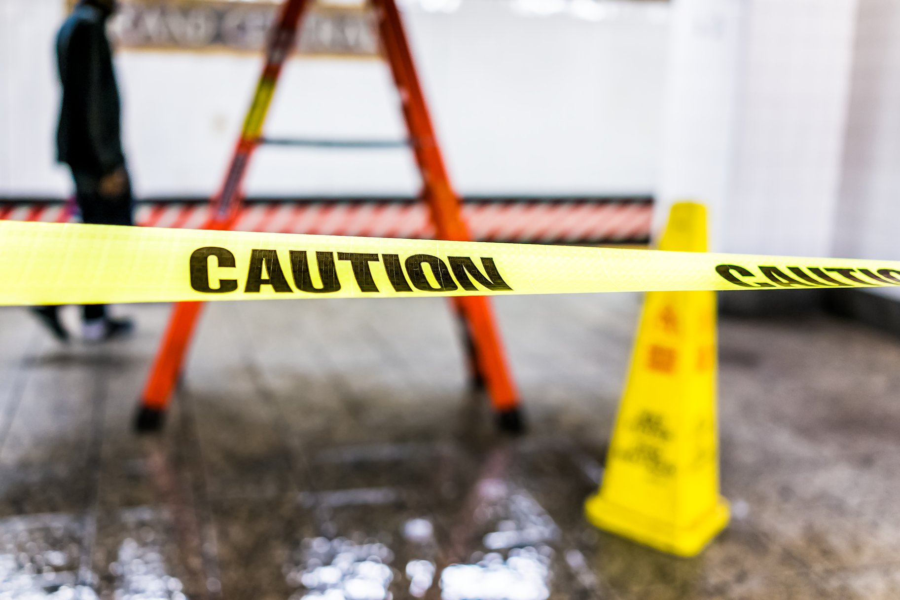 Spill Containment: Safety & Importance