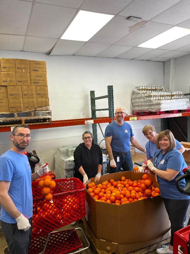 The Shippers Group Volunteers at Jan Pruitt Food Pantry