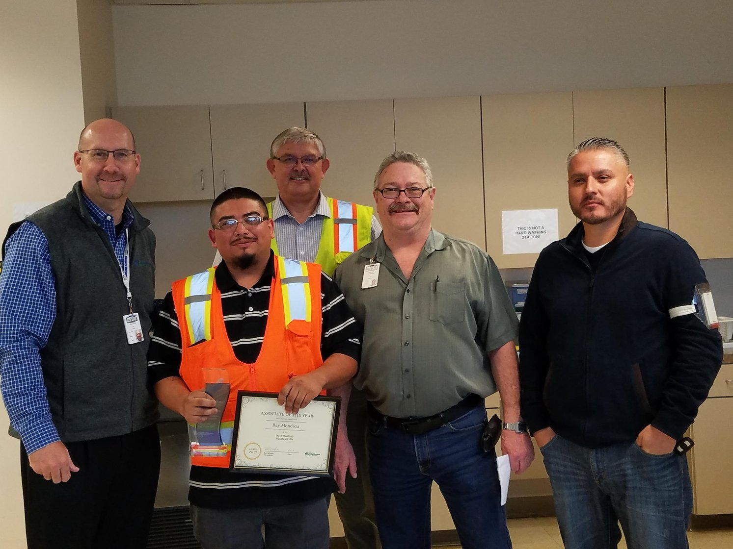 Ray Mendoza Named 2017 Associate of the Year